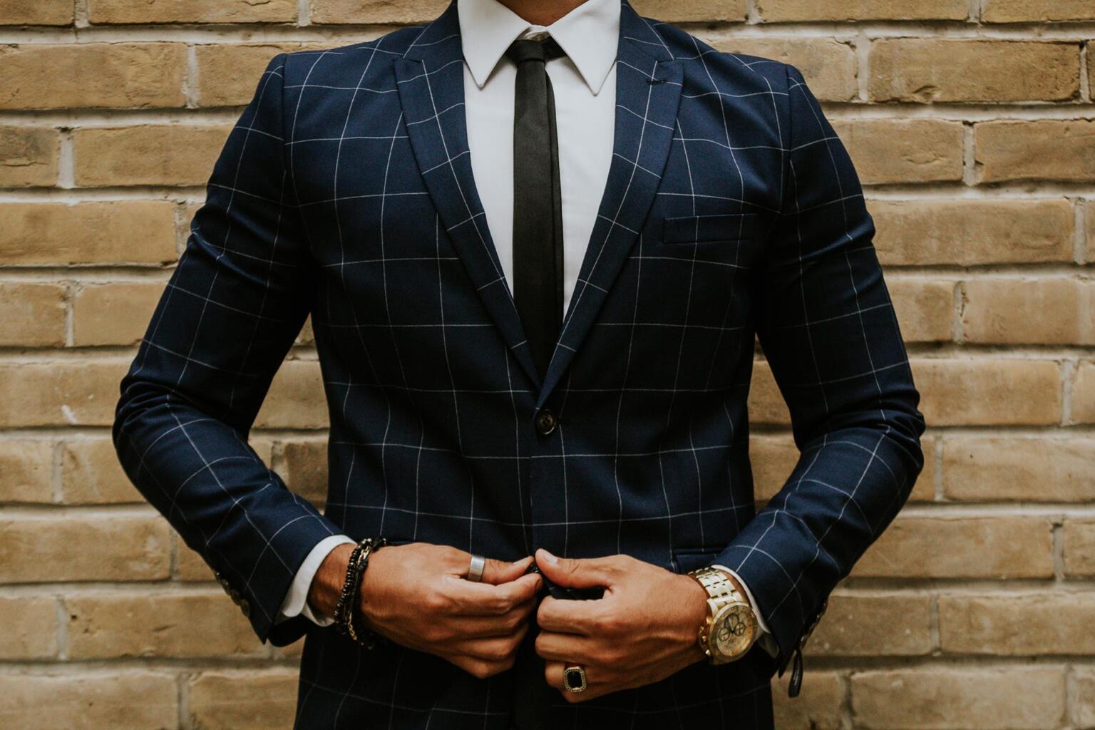 Tailor Singapore | Bespoke Custom Suits & Tailoring | We Are Suitable
